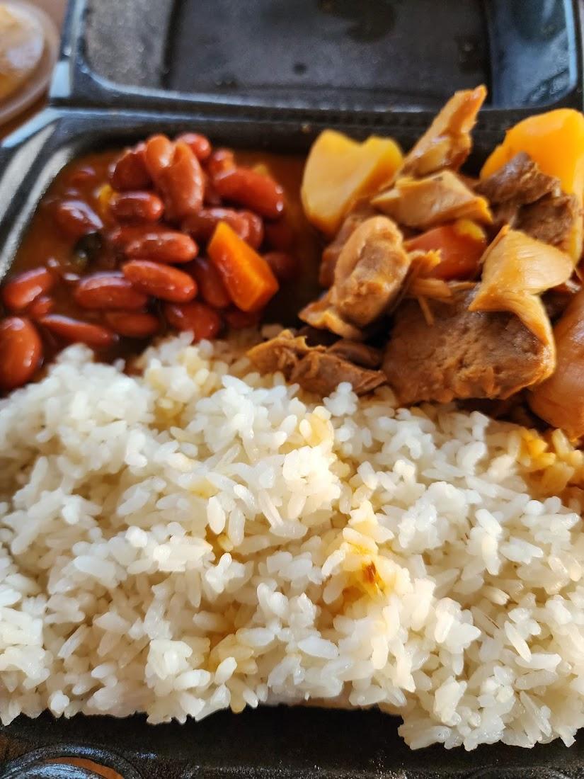 Borikén Restaurant - Puerto Rican restaurant in Aurora, IL